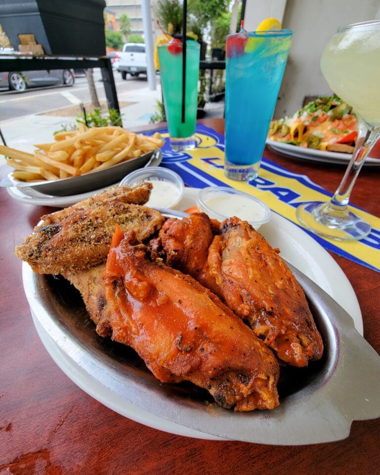 Melody Bar & Grill | Bar & Restaurant Near LAX & SoFi